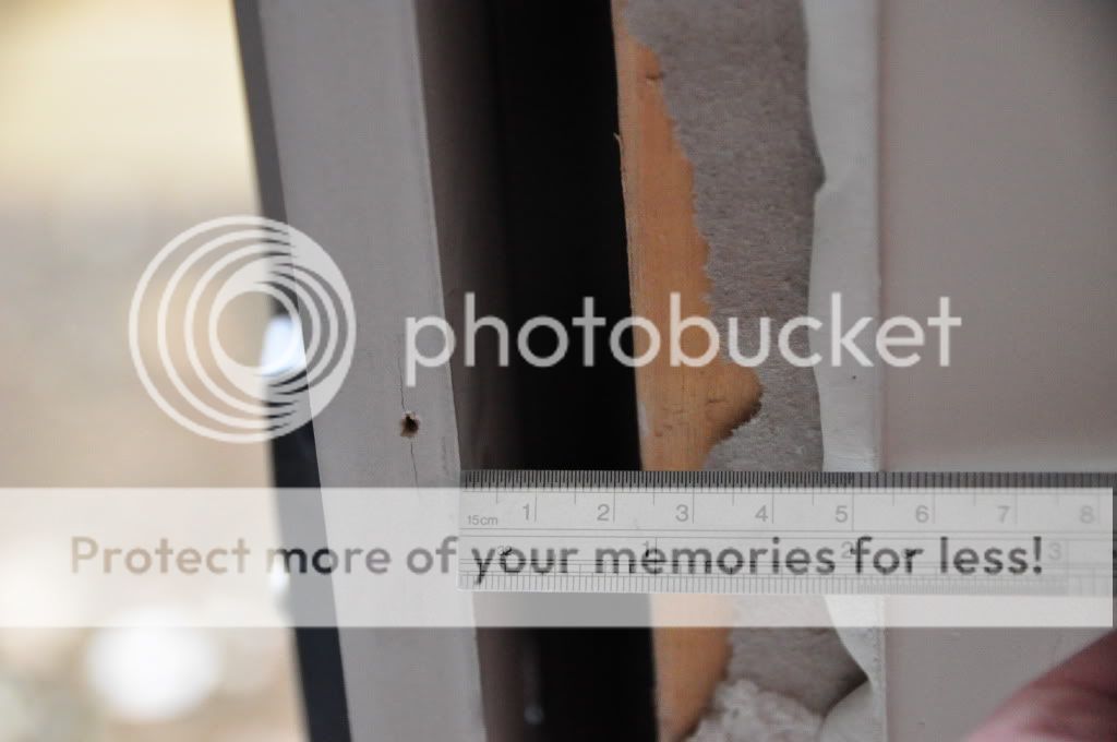 Question about packers between window reveal and house frame • Home ...