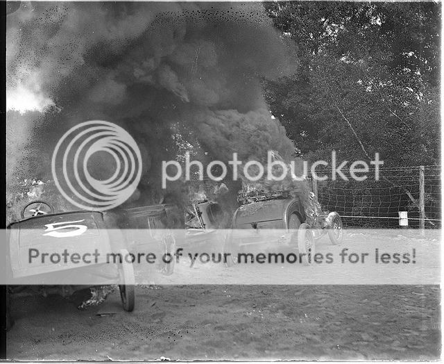 History - 1920s and 30s Leslie Jones car accidents + auto racing photo ...